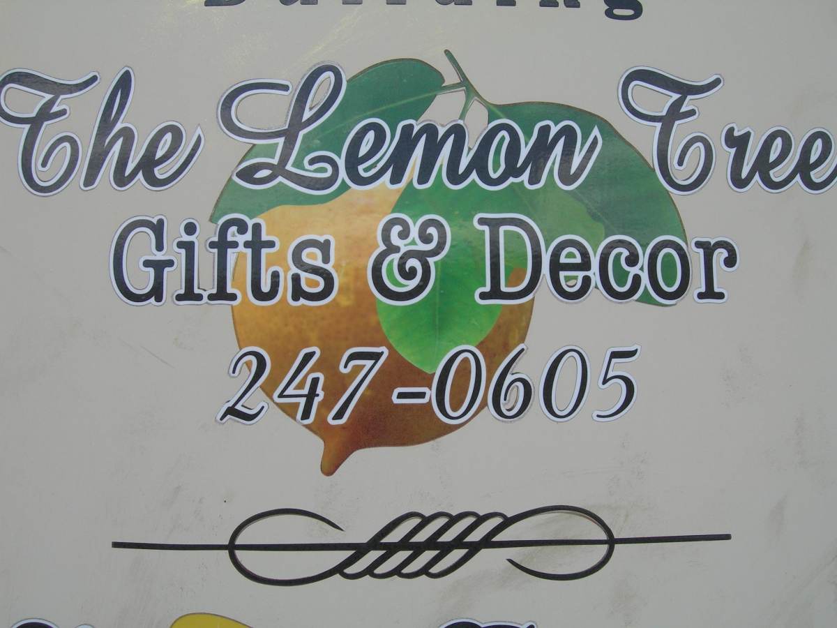 The Lemon Tree - Visit Florence